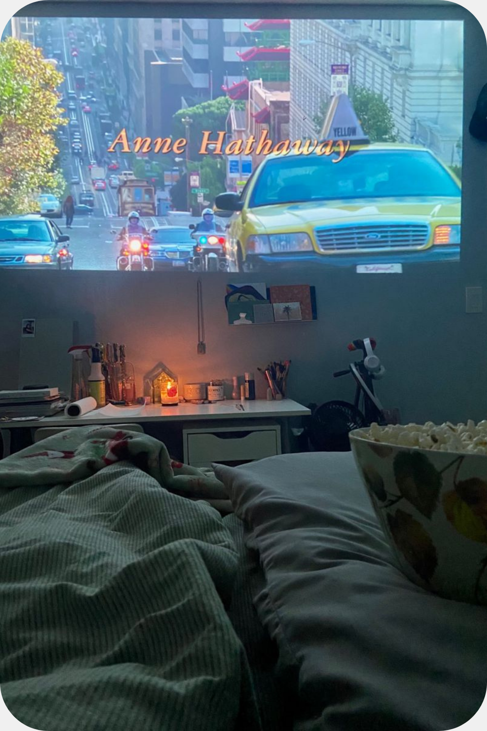 Proflix™ Pocket Projector